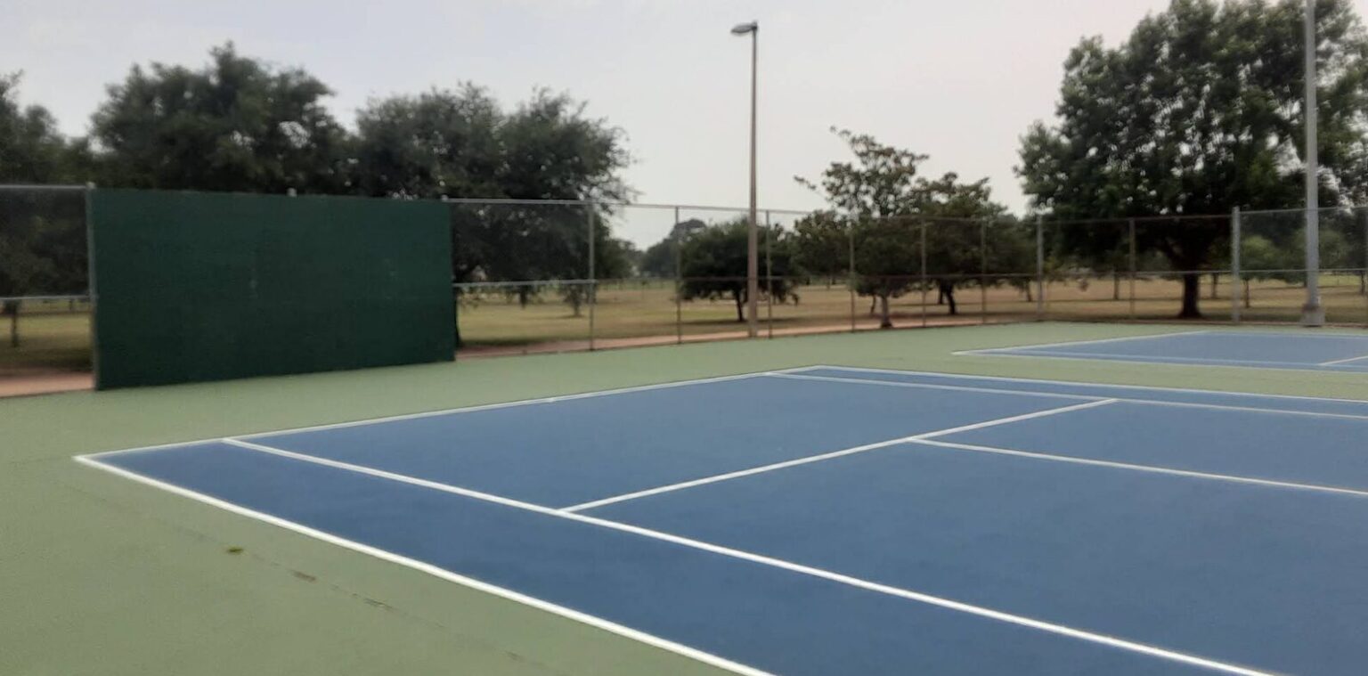 10 Best Public Tennis Courts in Houston, TX - MyTennisLessons Blog